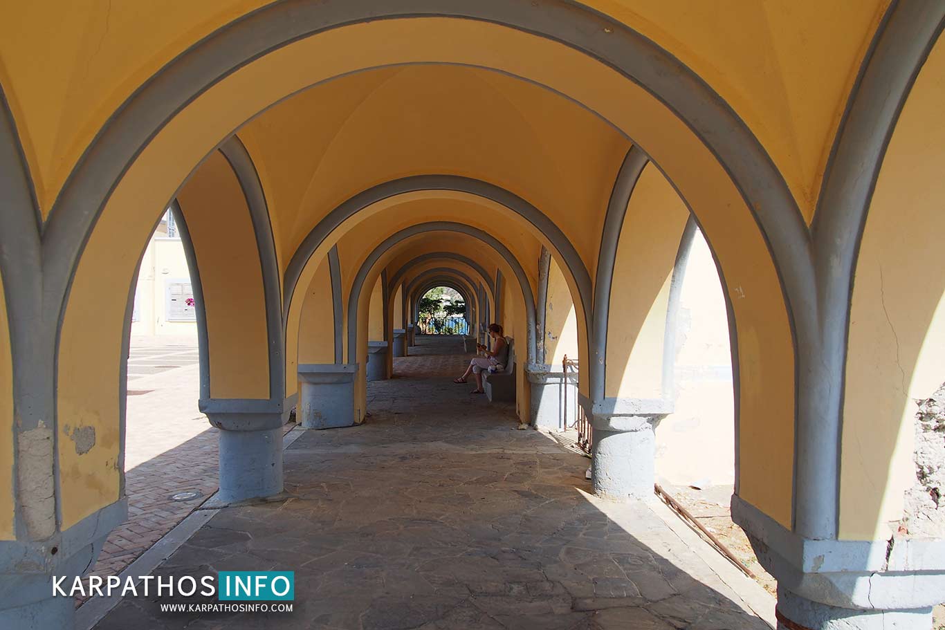 Guide to Pigadia Town Hall (Eparchio Karpathos) with photos