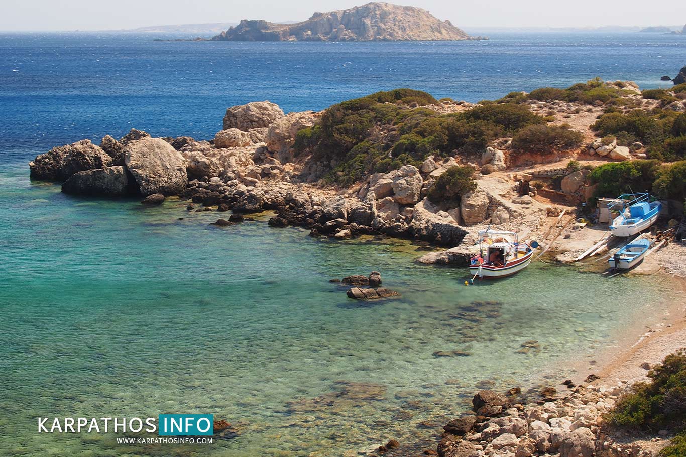 Fokia beach in Amoopi (Lakki) | Karpathos Travel Guide