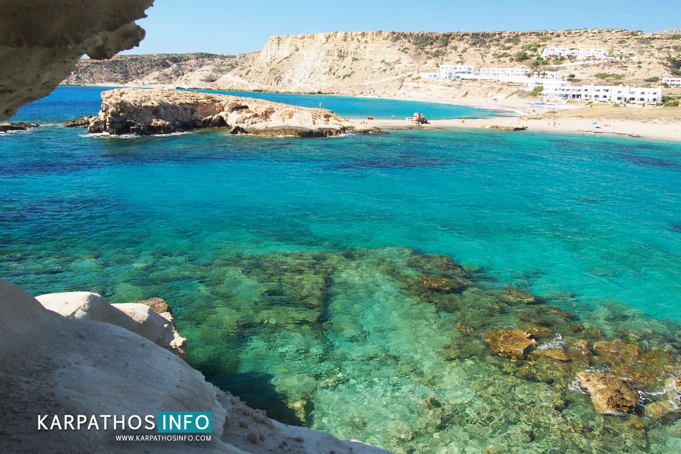 Guide to Kato Lefkos west beach in Karpathos with photos